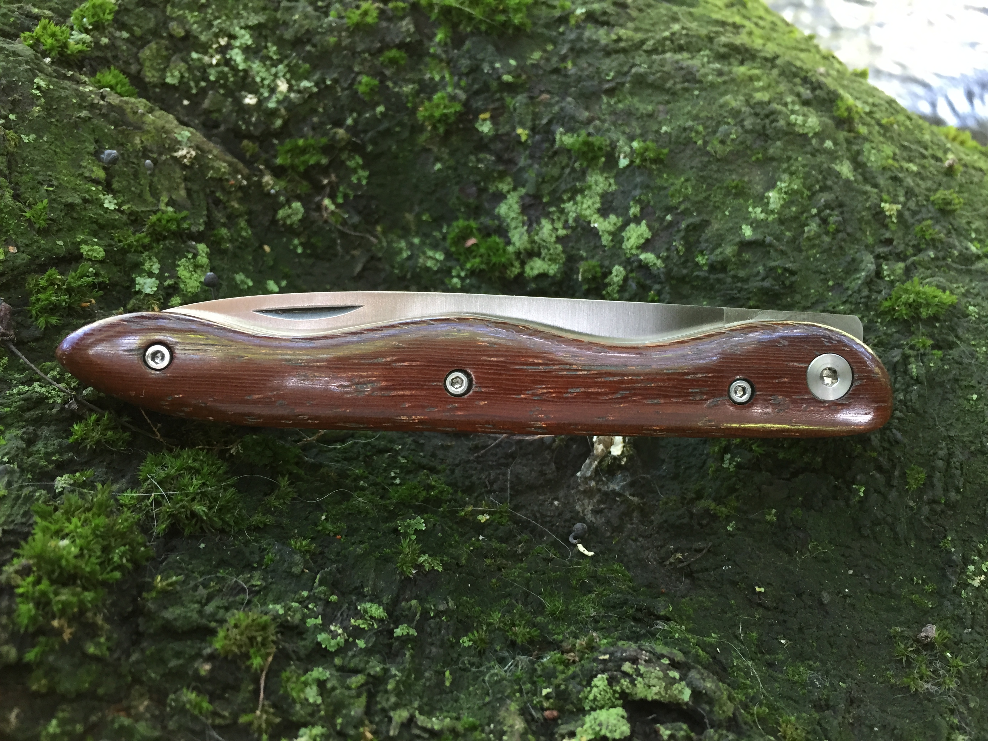 Le Couteau Belge (position fermée) – Le Couteau Belge